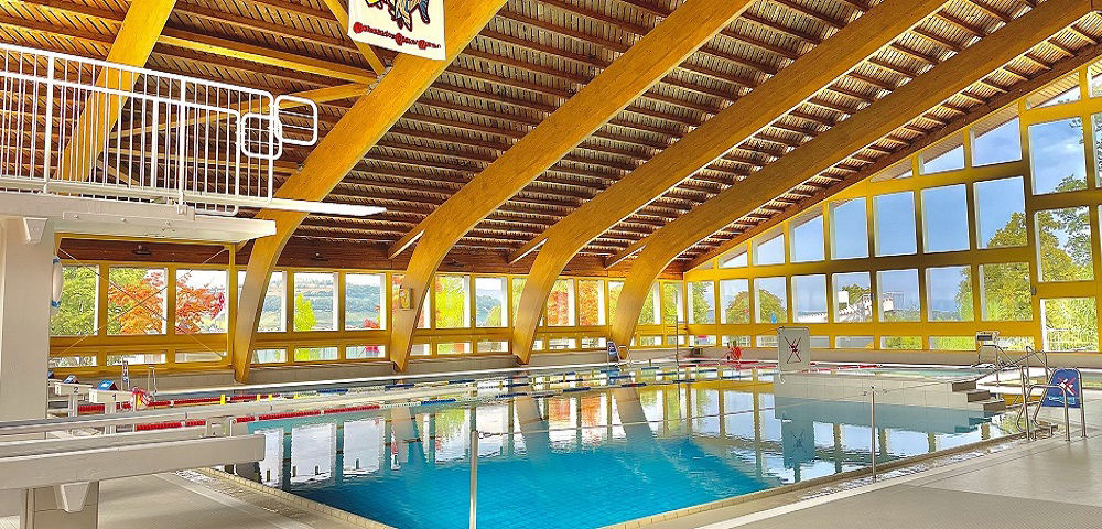 Hallen, Schwimm- und Strandbad der Region Murten